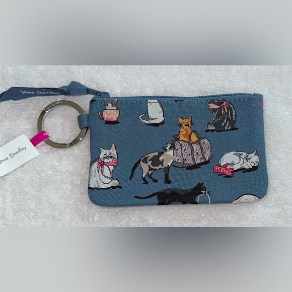 Vera Bradley | Bags | Nwt Vera Bradley Zip Id Case In Retired Pattern ...